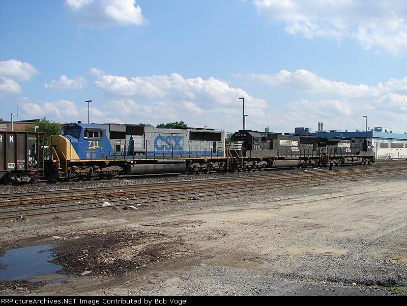 CSX 711